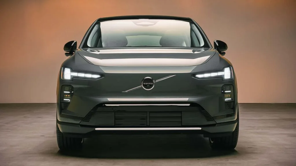 Volvo EX60 Resmen Tanıtıldı: 680 Beygirlik Elektrikli İsveç Devi - MODPARK